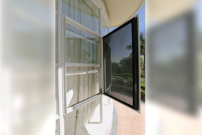 Hinge Windows in Los Angeles | Fusion Windows
